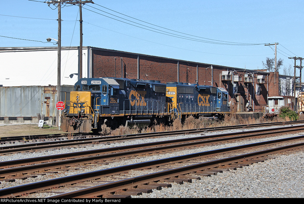 CSX 2698 and 6097 in Wilson Yard Ready Track???